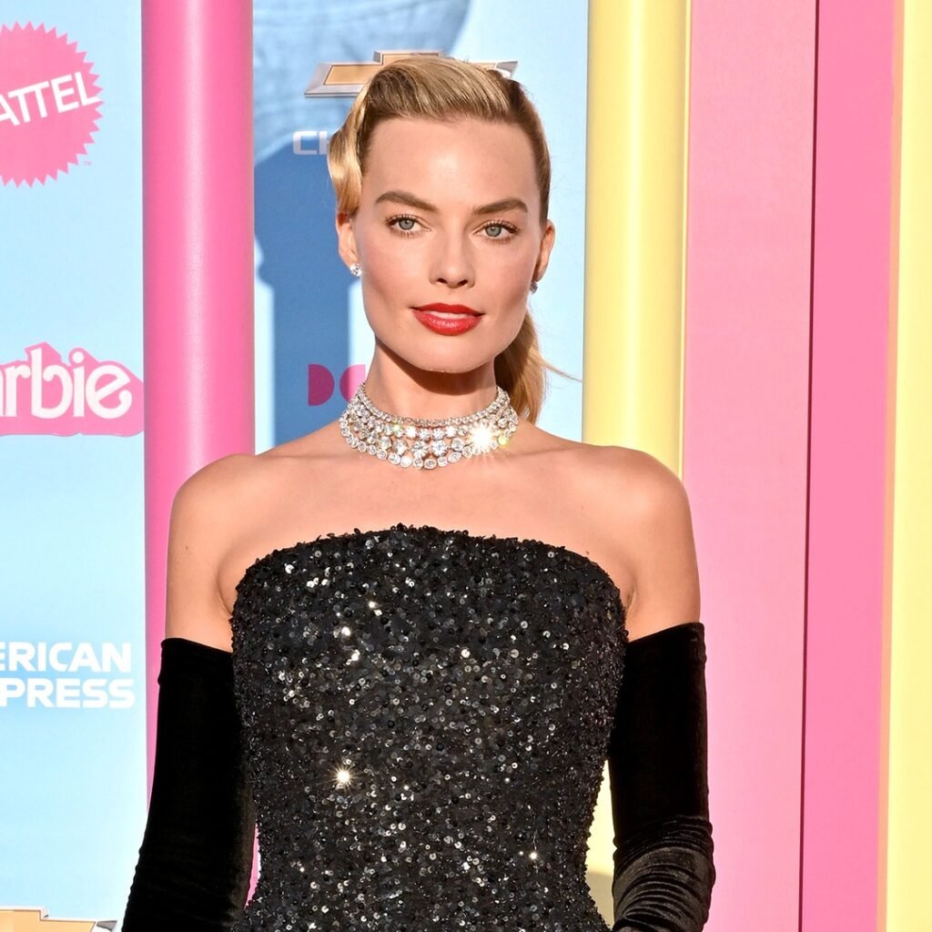 Así es como Margot Robbie realmente logra su cabello rubio Barbie ...